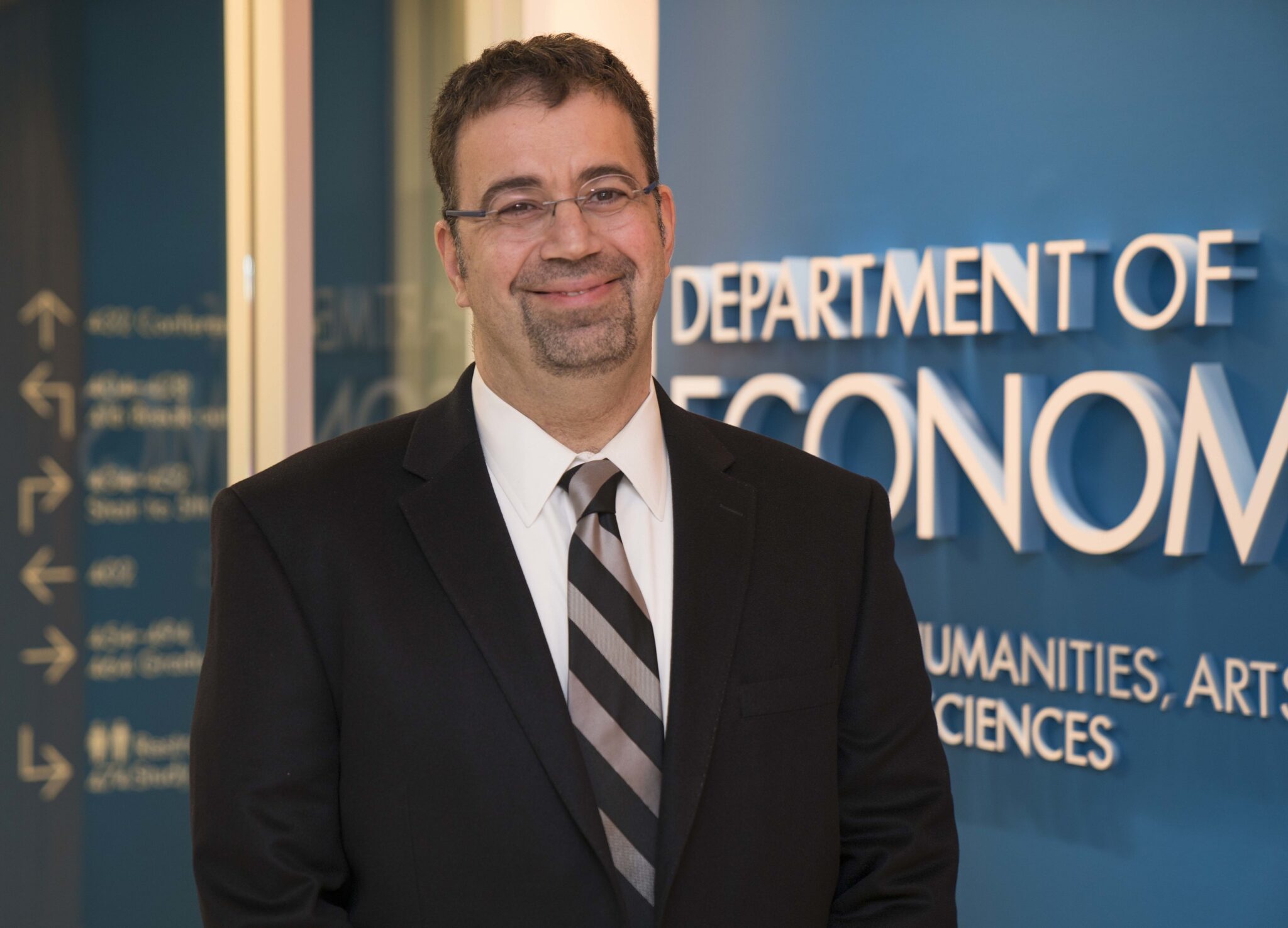 Armenian Daron Acemoglu Wins Nobel Prize In Economics 2024 - ZARTONK ...